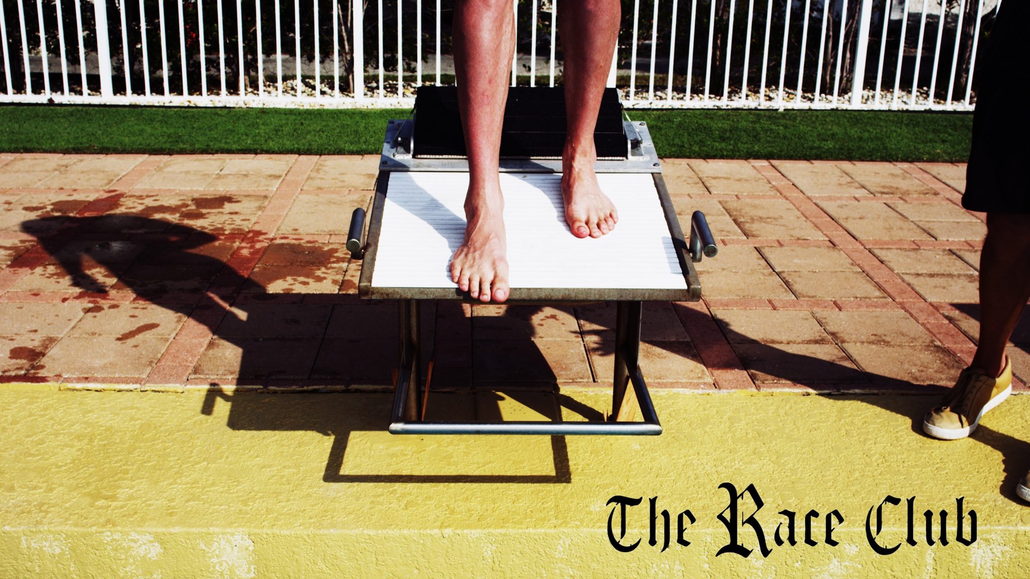 How to Position Your Feet for Swimming Starts - Video Feature