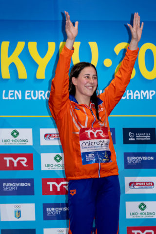Inge Jansen Wins 3-Meter Title by 1.25 Points at European Diving ...